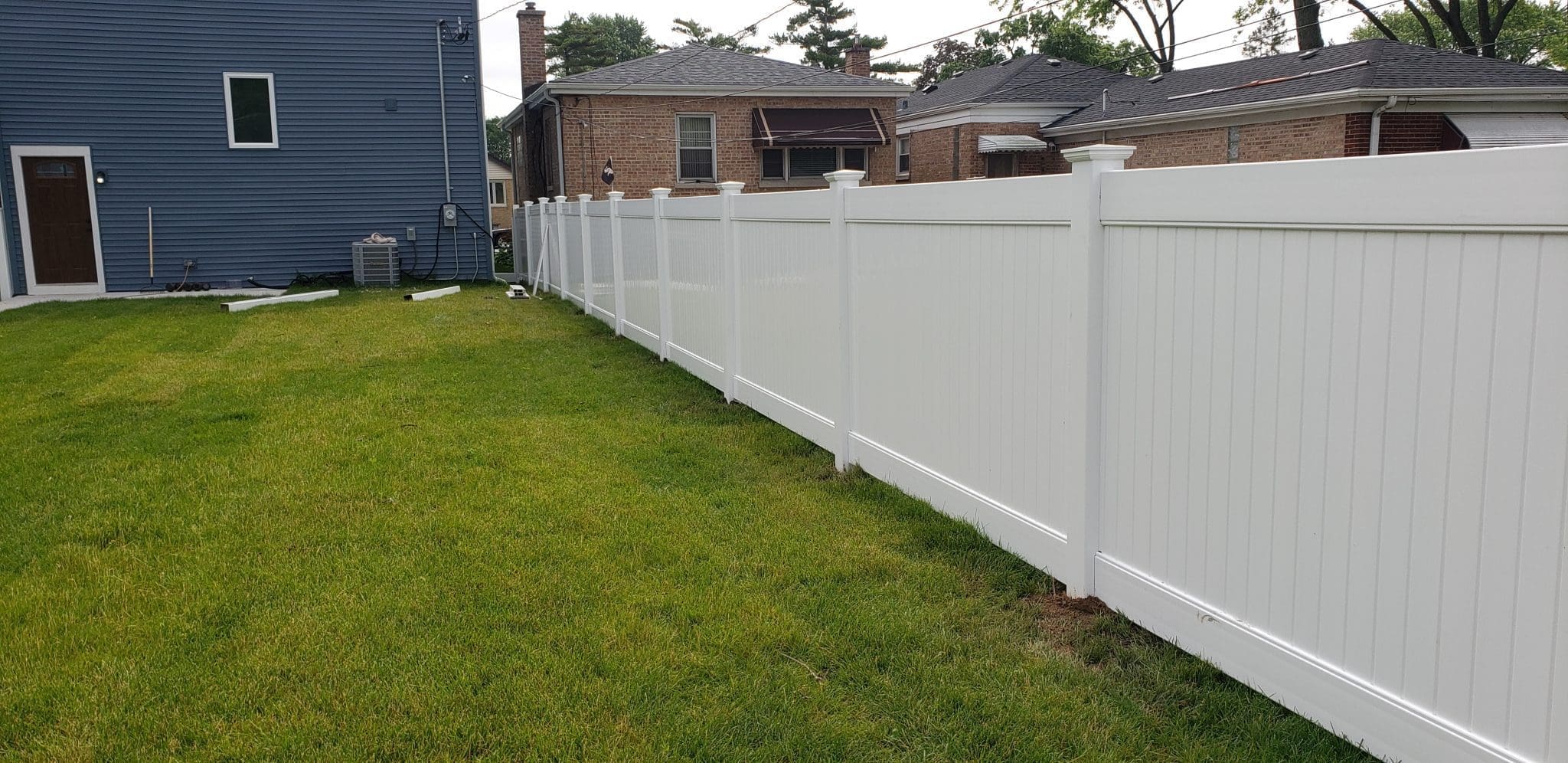 Best Vinyl Fence Colors for the Fall - Osceola Fence